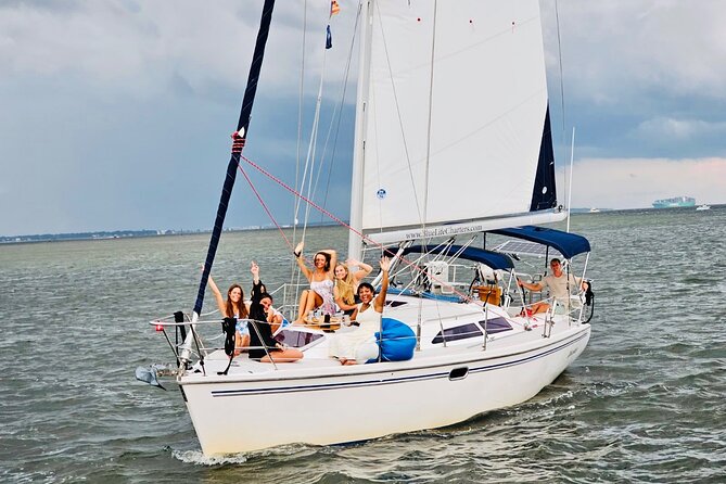 Private Luxury Yacht Charters, BYOB & Dolphins - Why You’ll Love This Yacht Experience