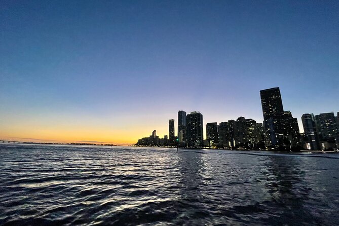 Private Moon-Watch Boat Cruise in Fort Lauderdale - What to Expect from the Private Moon-Watch Boat Cruise