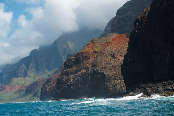 Private Na Pali Coast Tour - What Travelers Can Expect and Why It Matters