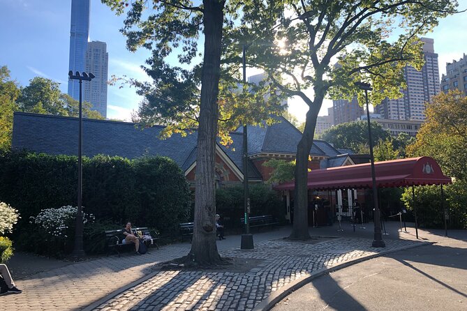 Private New York City Horror Movie Location Walking Tour - What travelers can expect from the experience