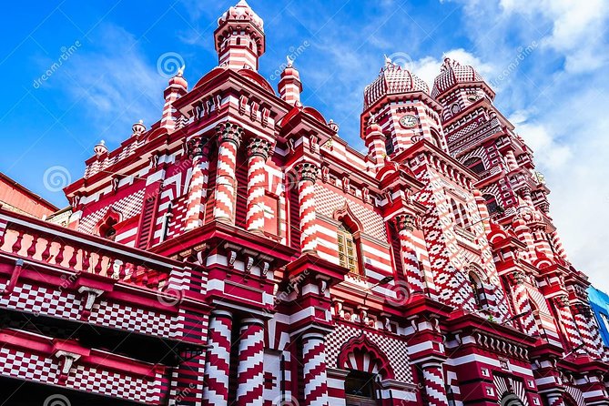 Private Night Tour in Colombo with Street Food Tasting - Delving into Colombo’s Colonial and Cultural Heritage