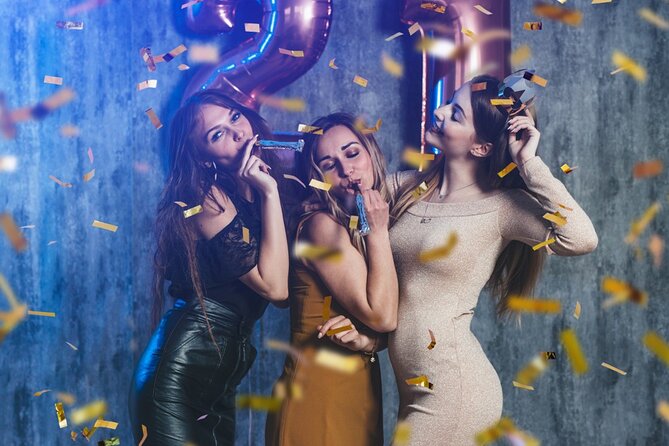 Private Party Bus Nightclub Tour in Las Vegas - Key Points