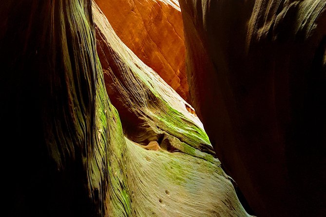 Private Peek-A-Boo slot canyon guided tours - Final Thoughts: Is This Tour Worth It?