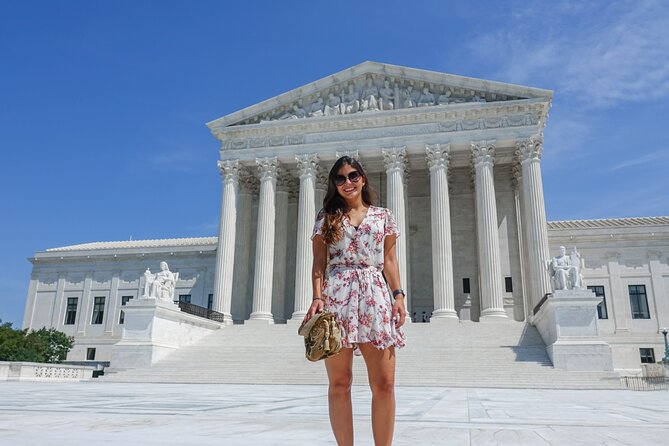Private Photoshoot Outside the White House & Supreme Court - Key Points