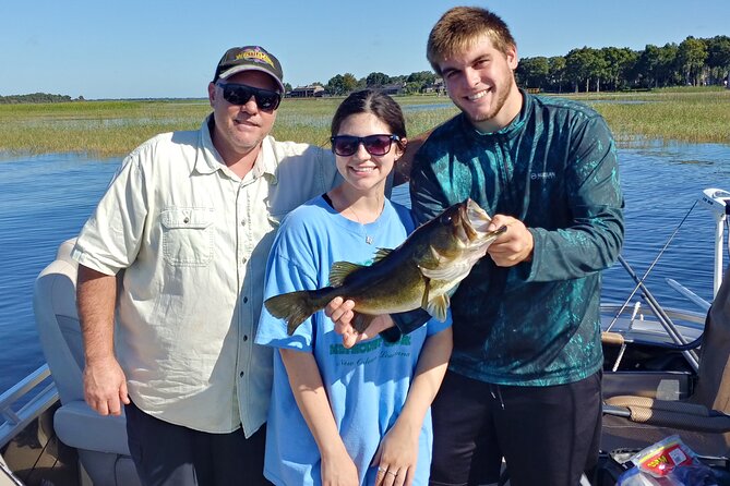 Private Pontoon Fishing Charter on Lake Tohopekaliga in Florida (4 or 6-Hours) - Setting the Scene: What to Expect from This Fishing Adventure