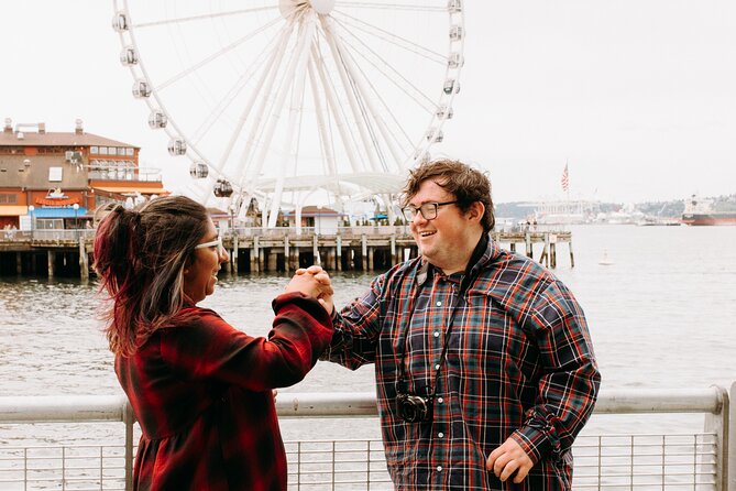 Private Professional Holiday Photoshoot in Seattle - Practical Details and Booking Tips