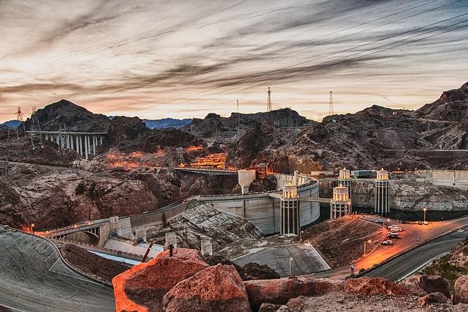 Private roundtrip from Las Vegas to Hoover Dam by SUV - 3.5 hrs - Who Will Love This Experience?