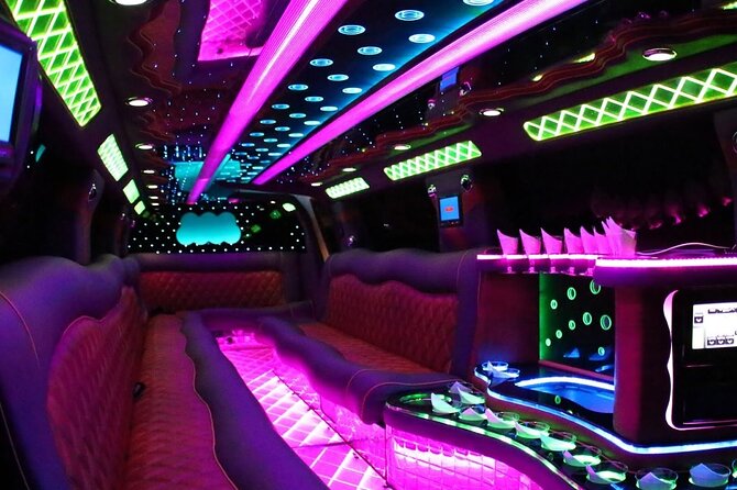 Private Roundtrip Transfer: To Las Vegas by Luxury Limo - Who Will Love This?