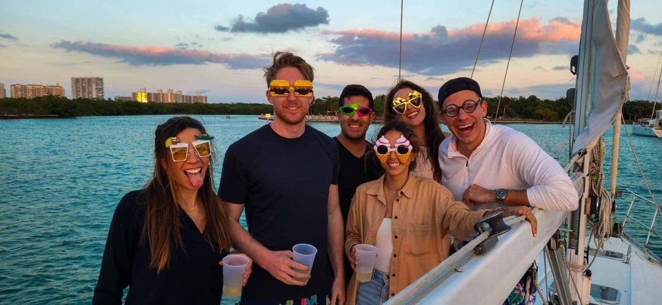 Private Sail Cruise around Miami waterfront - Price and Value