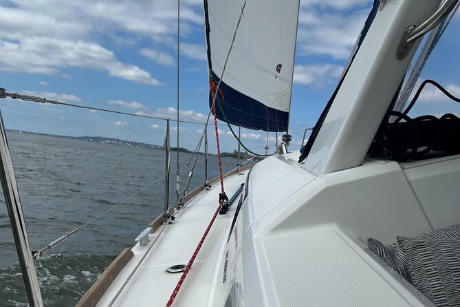 Private Sailboat Guided Tour of New York City - Key Points