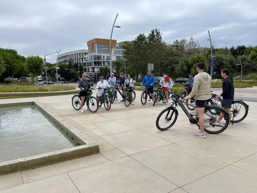 Private Santa Monica and Venice Beach Bike Tour - Enjoy the Best of Los Angeles on a Private Bike Tour