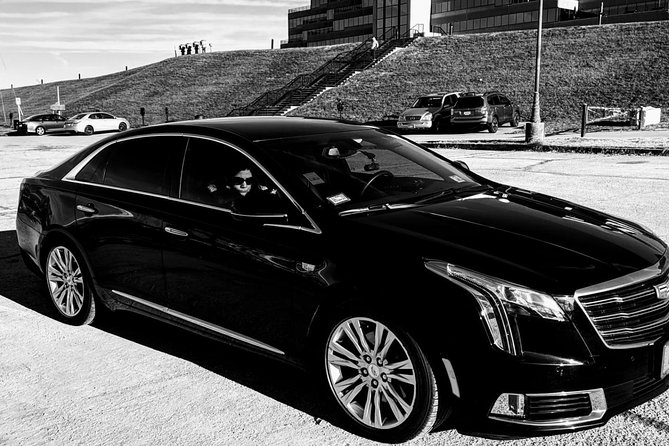 Private Sedan Transfer Between O'Hare airport & Downtown Madison WI - The Sum Up