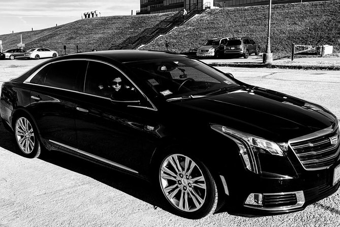 Private Sedan Transfer from Chicago Downtown to O`Hare airport - What to Expect from This Service