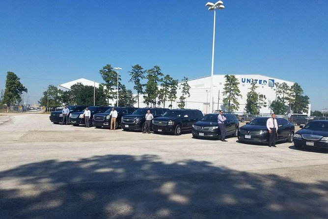 Private Shuttle Hobby Airport to Galveston for Up to 10 Travelers - The Experience: What You Can Expect