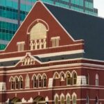 Private Small Group Nashville Food & Sightseeing Tour - The Food and Drink Experience in Detail