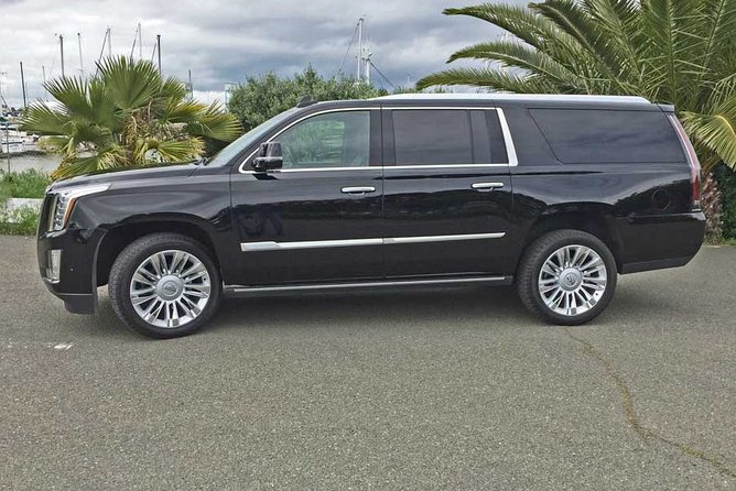 Private SUV New York City Airport Departure Transfer - The Vehicle and Service Details