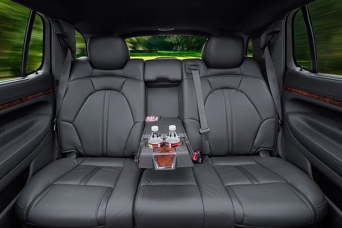 Private SUV Transfer Galveston to Hobby Airport for 6 People - Key Points