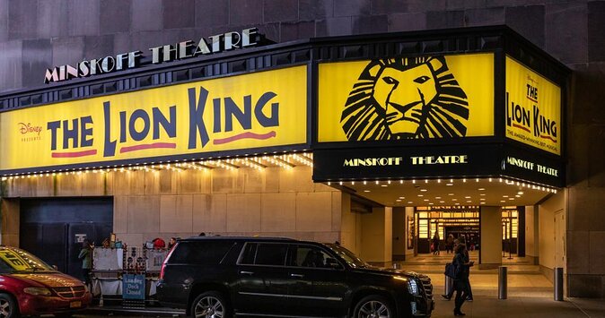 Private Theatre District Tour - Key Points  