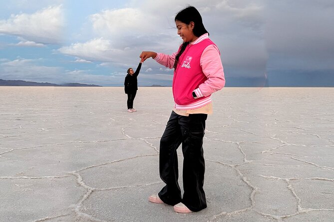 Private Tour Experience to Bonneville Salt Flats - Photography and Props: Creative Freedom