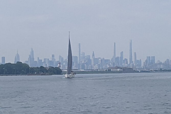 Private tour LI Sound to East River to the Statue of Liberty - Key Points