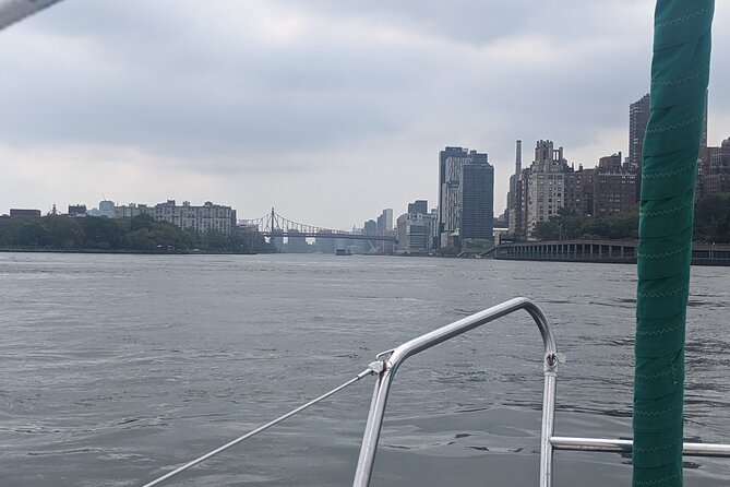 Private tour LI Sound to East River to the Statue of Liberty - FAQs