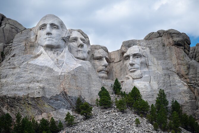 Private Tour Mt Rushmore Crazy Horse and Custer State Park - An In-Depth Look at the Itinerary