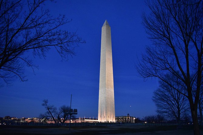 Private Tour to see the Monuments and Memorials in Washington DC - Exploring the Washington Monuments in Style