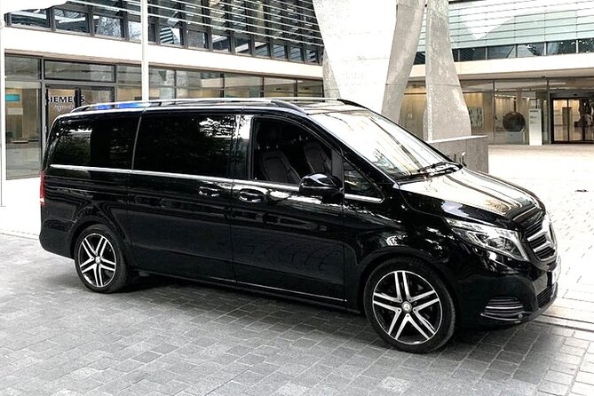 Private Transfer: Airport LAS to Las Vegas by Luxury SUV or Van - Key Points