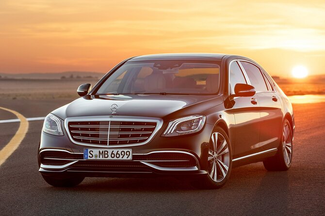 Private Transfer Chicago to Chicago Airport by Luxury Car or SUV - Chicago Private Airport Transfer in Luxury Style: Your Stress-Free Goodbye