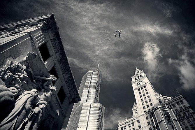 Private Transfer Chicago to Chicago Airport by Luxury Car or SUV - The Sum Up