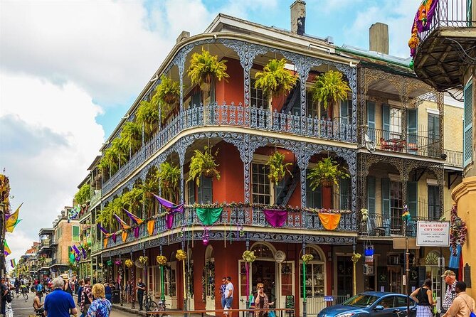 Private Transfer: Louis Armstrong Airport MSY to New Orleans in Business Car - The Vehicle and Fleet