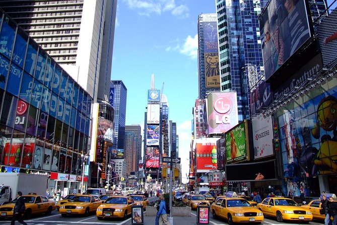 Private Transfer: Newark Airport EWR to New York by Luxury SUV - The Sum Up