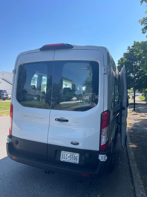 Private Transfer: Newark Airport to Manhattan Up to 10pax - Key Points