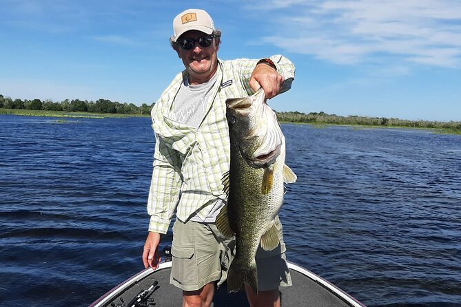 Private Trophy Bass Harris Chain of Lakes Fishing Charter - The Experience and Amenities