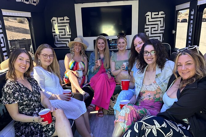 Private Vineyard Tour in Party Bus (4 Vineyards), Includes Lunch - Key Points