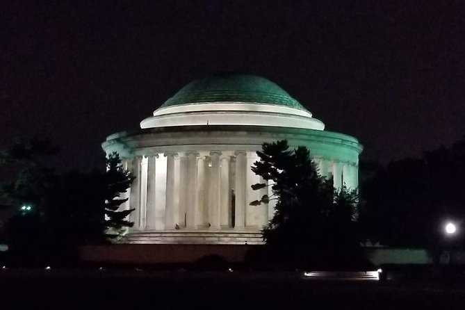 Private Washington DC Night City Tour with Stops at 6 Top Sites - Transportation & Experience Quality