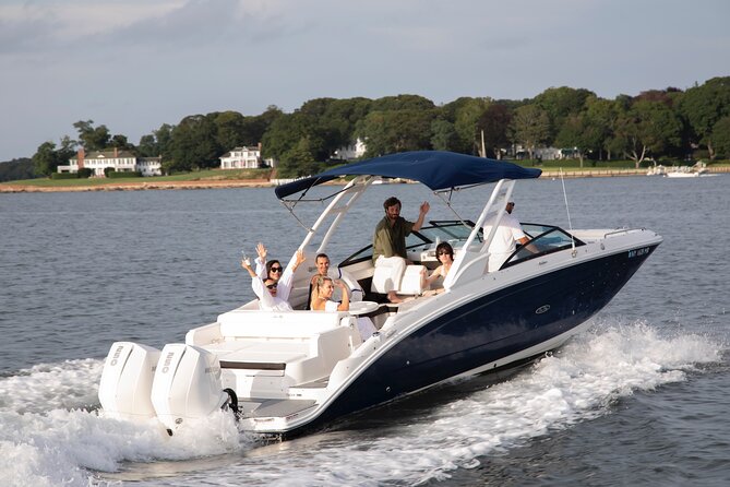 Private Yacht Charter in The Hamptons, Montauk or Sag Harbor - The Sum Up