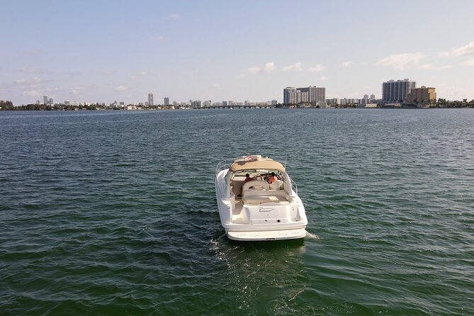 Private Yacht Rental Miami, Customizable Tours, Dolphin Watching - FAQ