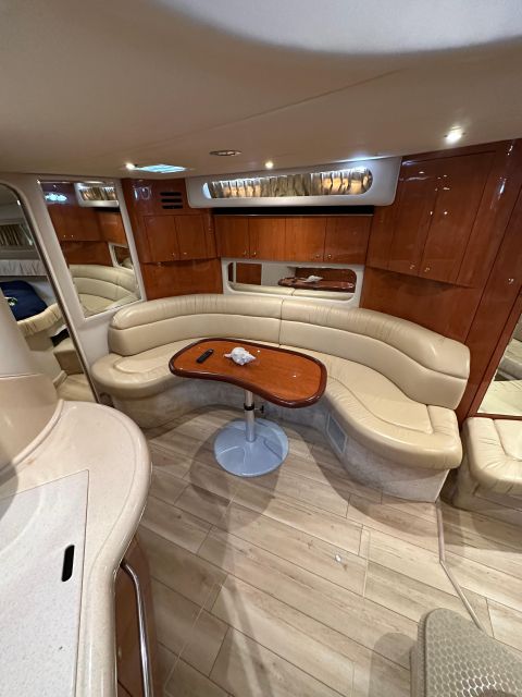 Private  Yacht Rentals  4h  Champagne gift - The Highlights of the Yacht Cruise