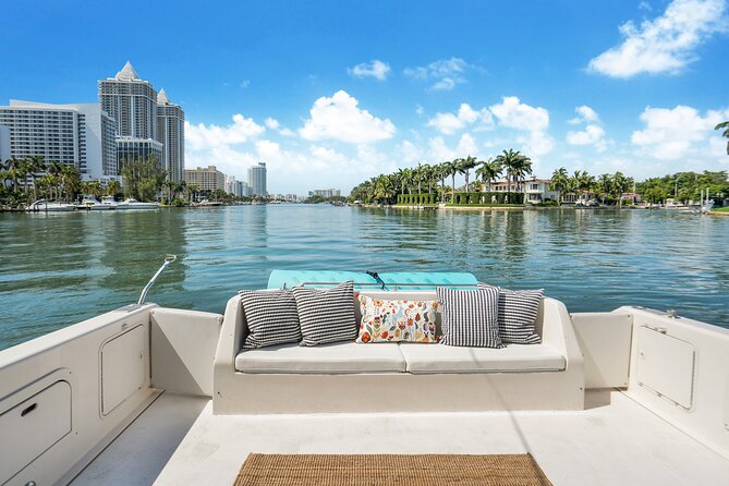 Private Yacht Tour Miami - What’s Included & What You Should Know