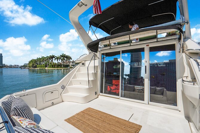 Private Yacht Tour Miami - Is This Tour Worth It?