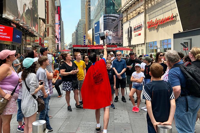 Public Super Tour of NYC: Heroes, Comics and More! - Practical Aspects and Highlights