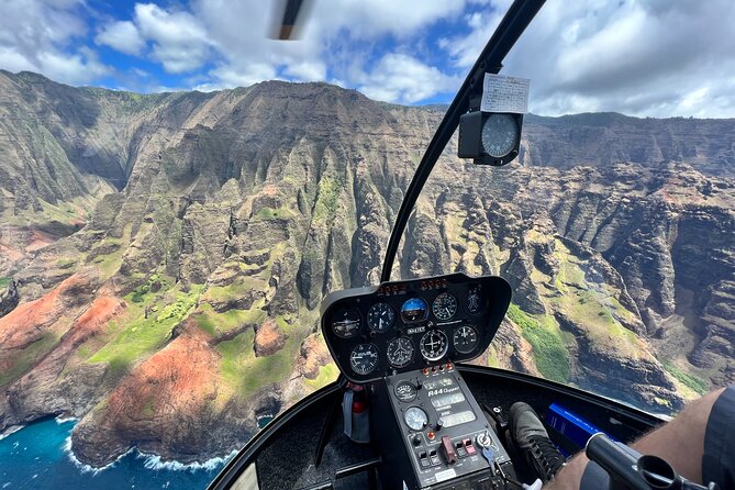 R44 Private Tour of Kauai Doors OFF - An In-Depth Look at the Kauai Helicopter Tour