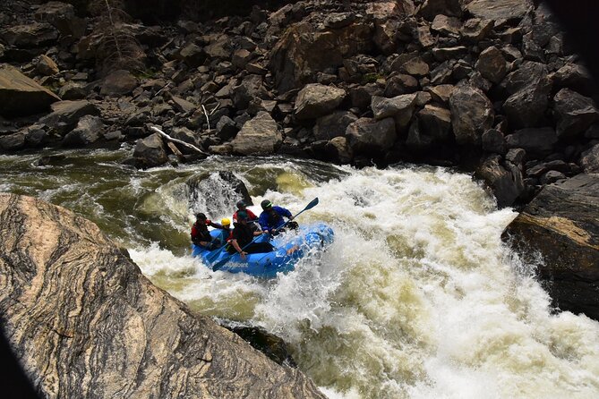 Raft through Gore Canyon- Class V Ultimate Advanced White-Water Rafting - What You Can Expect from the Gore Canyon White-Water Trip