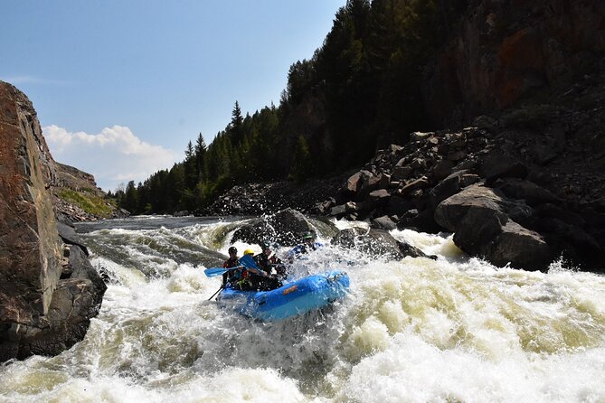Raft through Gore Canyon- Class V Ultimate Advanced White-Water Rafting - Who Should Consider This Tour?