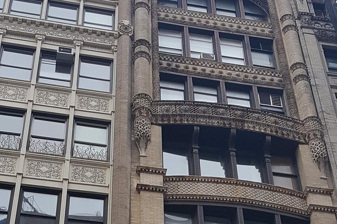 Recreate the Most Requested Walking Tour of 1840s New York - From Fashionable to Flamboyant: Transition of SoHo