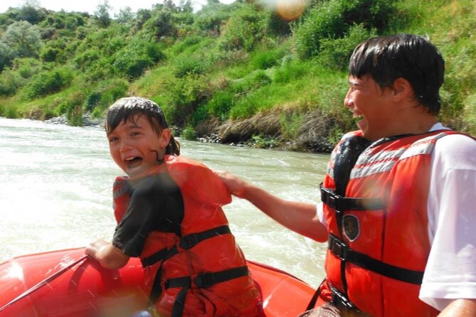 Red Canyon River Trips 7 Mile Whitewater Rafting 9am Daily - Discover the Thrills and Scenic Beauty of Red Canyon River Trips 7 Mile Whitewater Rafting