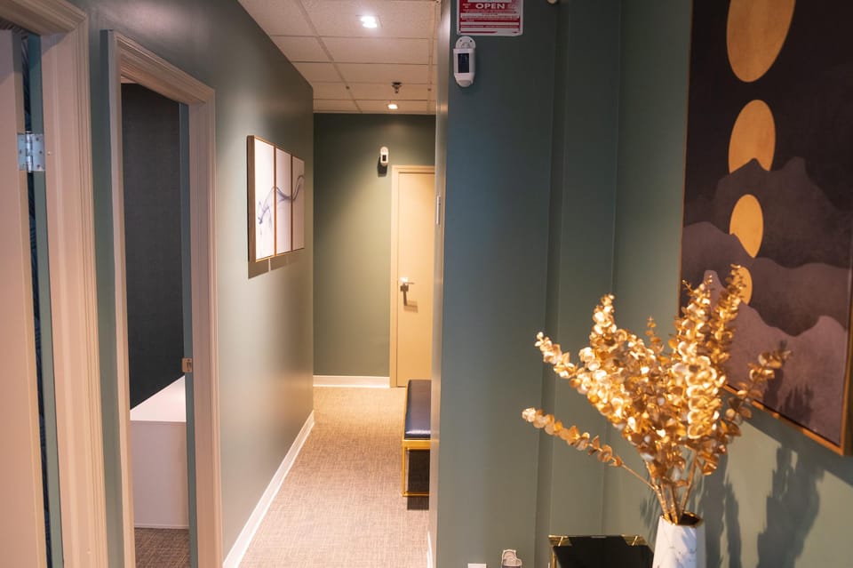 Reflexology Foot Massage NYC - 45 mins - An Ideal Spot for Quick, Effective Relaxation