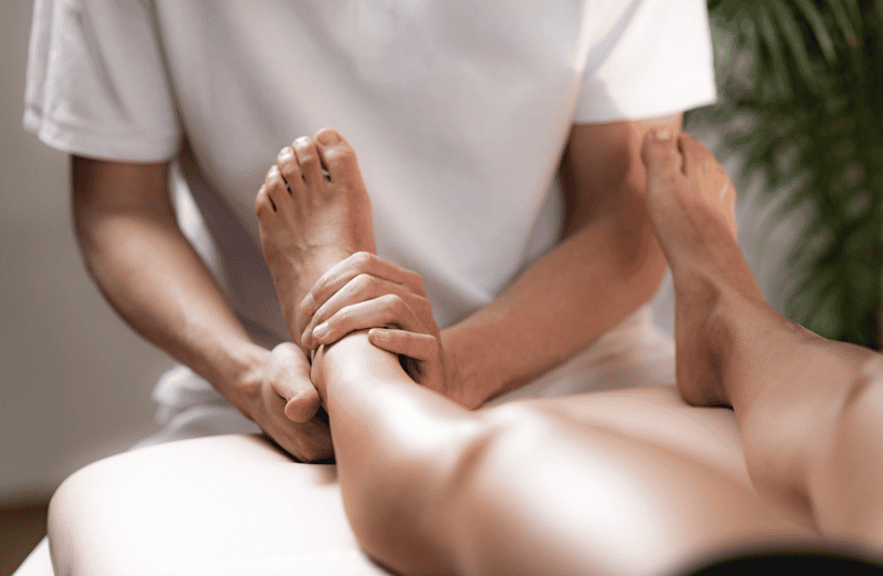 Reflexology Foot Massage NYC - 45 mins - Booking and Practical Details