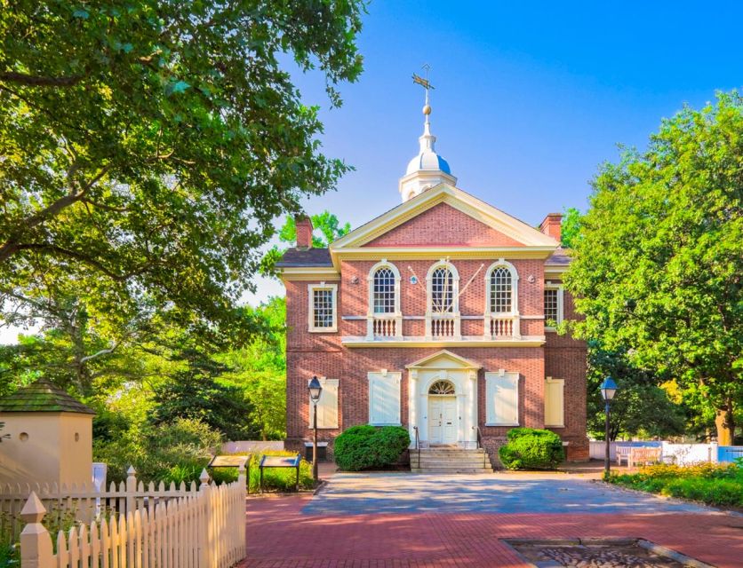 Revolutionary Roots: A Historic Philadelphia Stroll - Key Points